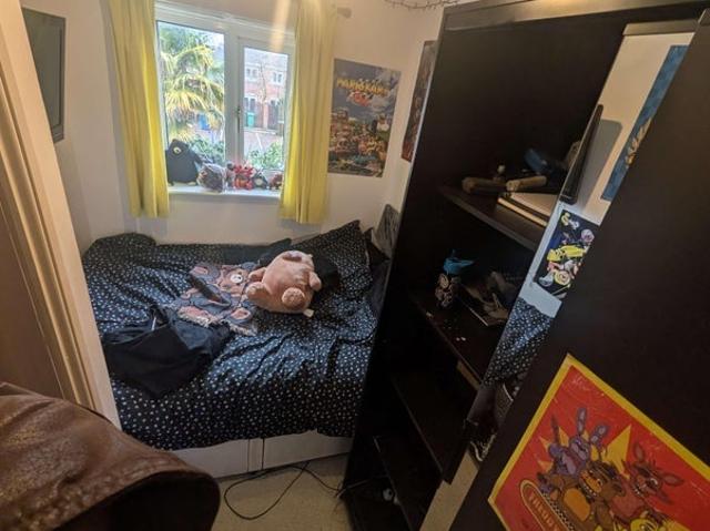 Room at Dearden Street, Manchester