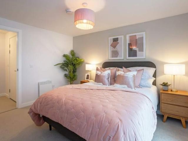 Room at Dearmans Place, Salford
