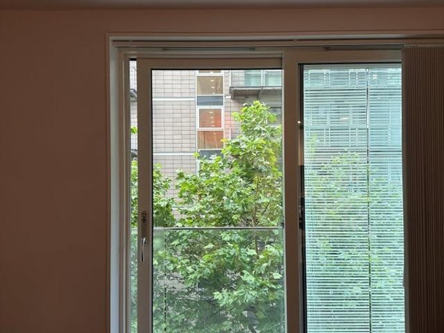 Room at Dearmans Place, Salford