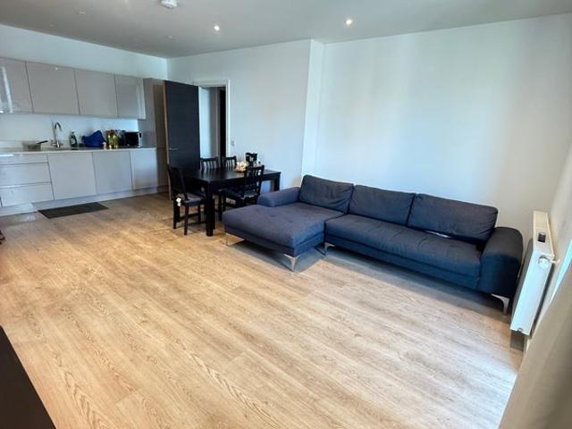 Room at Deauville Close, Greater London