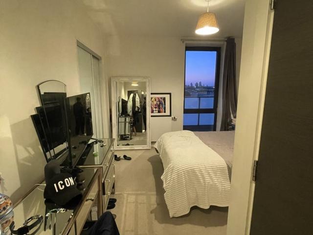 Room at Deauville Close, Greater London