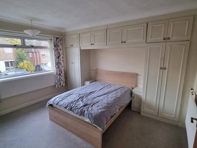 Room at Deep Denes, Luton