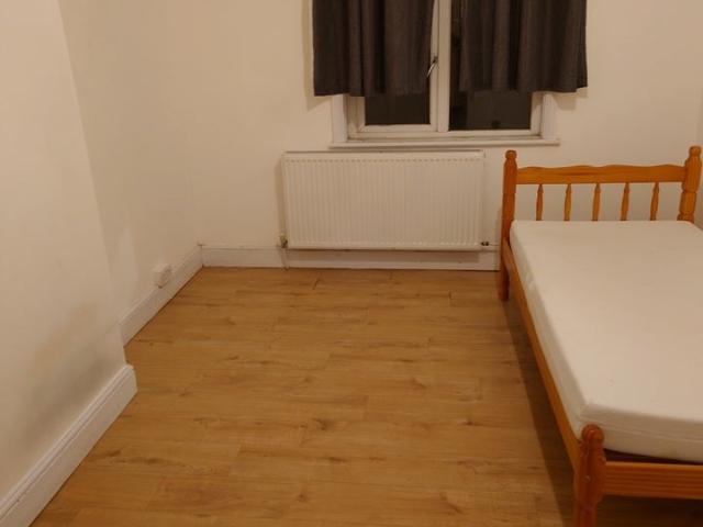 Room at Deepcut Bridge Road, Surrey Heath