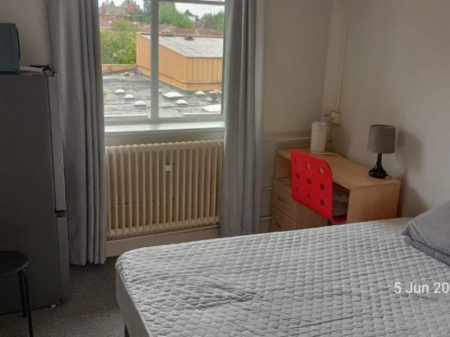 Room at Demesne Road, Manchester