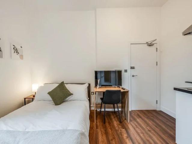 Room at Denmark Hill, Greater London
