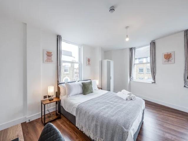 Room at Denmark Hill, Greater London