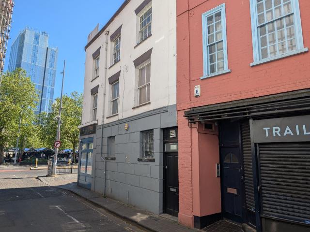 Room at Denmark Street, Bristol