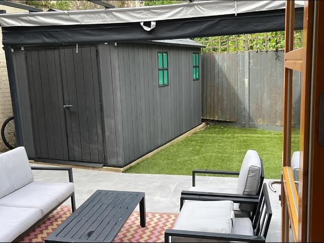 Room at Denmark Place, Greater London