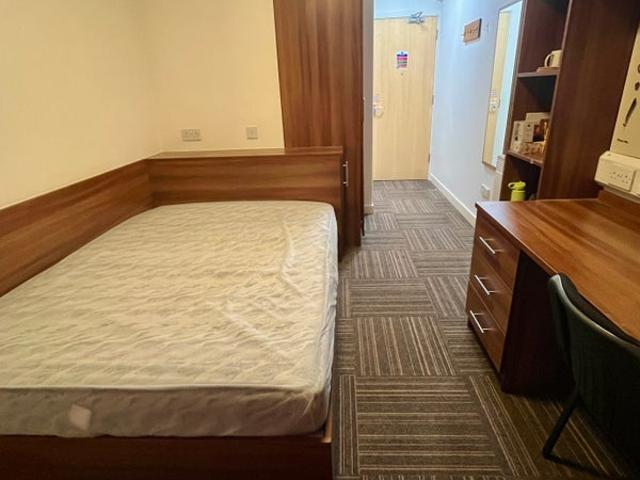 Room at Denmark Road, Manchester