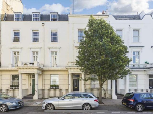 Room at Denbigh Street, City of Westminster