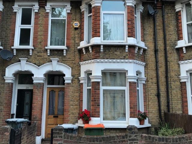 Room at Denbigh Road, Greater London