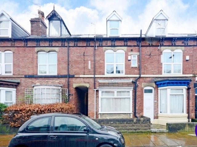 Room at Denham Road, Sheffield