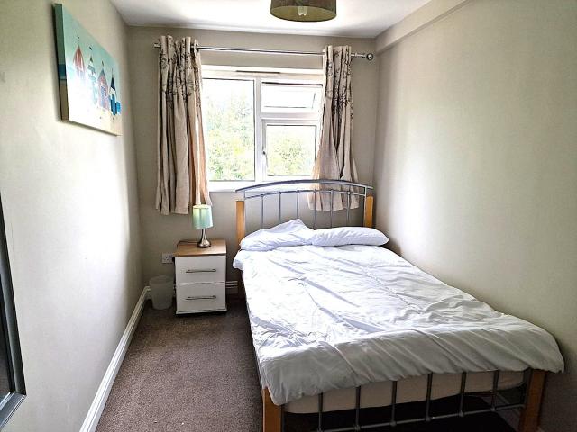 Room at Denton Close, Luton