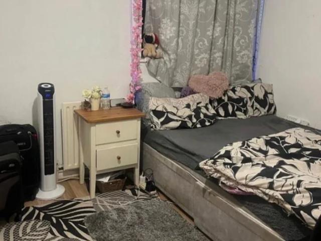 Room at Desford Way, Borough of Spelthorne