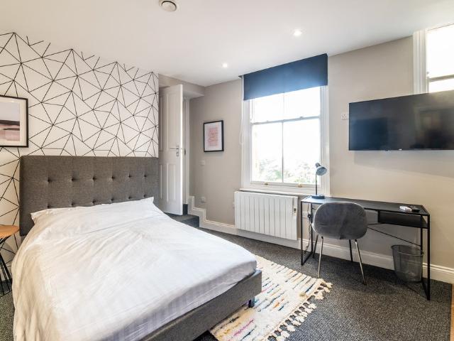 Room at Derby Road, Nottingham