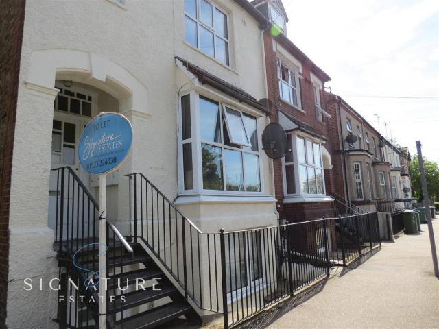 Room at Derby Road, Watford