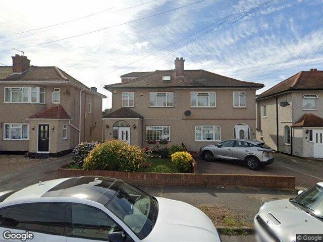 Room at Derwent Drive, Greater London