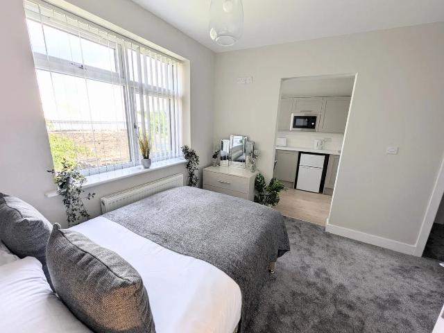 Room at Derwent Street, Stoke on Trent