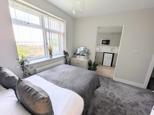 Room at Derwent Street, Stoke on Trent