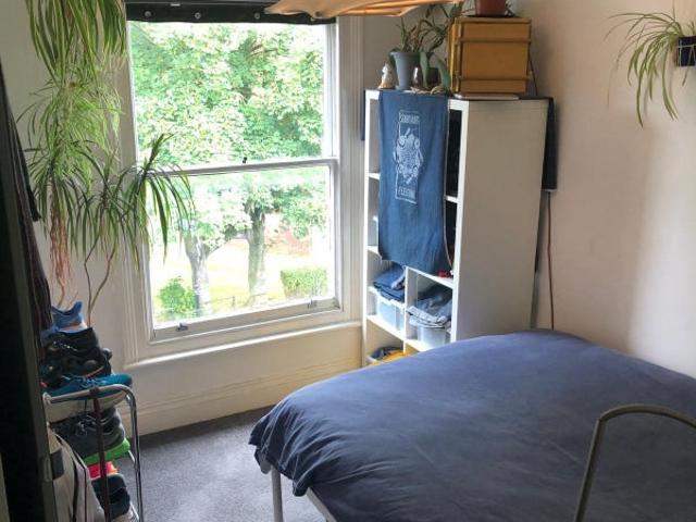 Room at Devonshire Road, Greater London