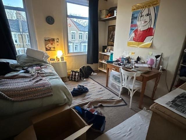Room at Devonshire Road, Greater London