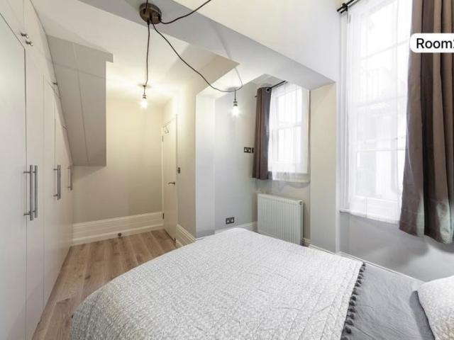Room at Devonshire Terrace, City of Westminster