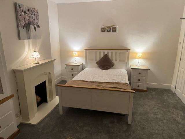 Room at Devizes Road, Salisbury