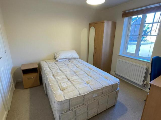 Room at Dexter Avenue, South Kesteven