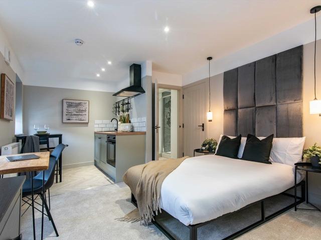 Room at Dexter Street, Derby