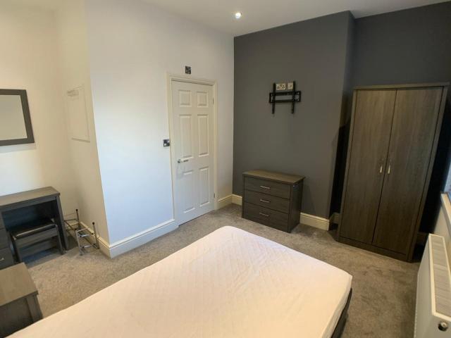 Room at Dicconson Street, Wigan