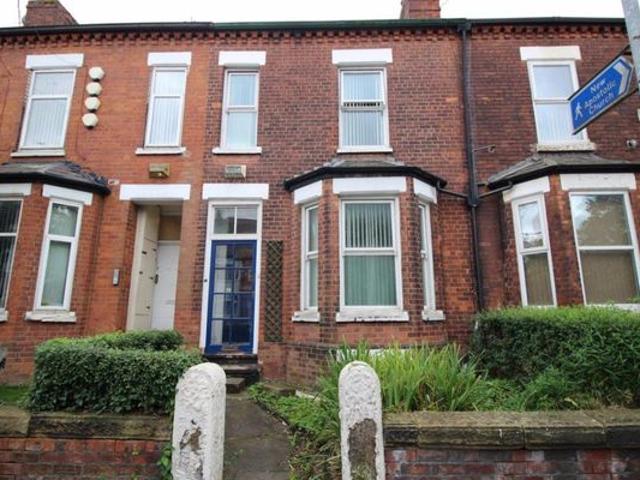 Room at Dickenson Road, Manchester
