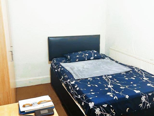 Room at Diana Street, Cardiff