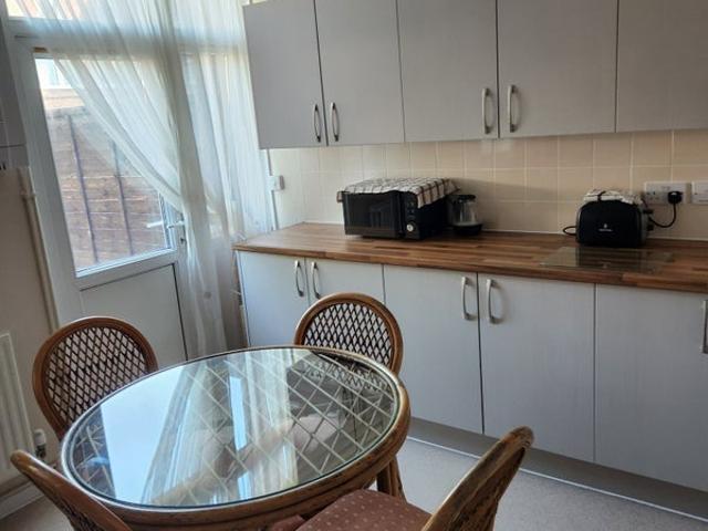 Room at Disraeli Close, Greater London