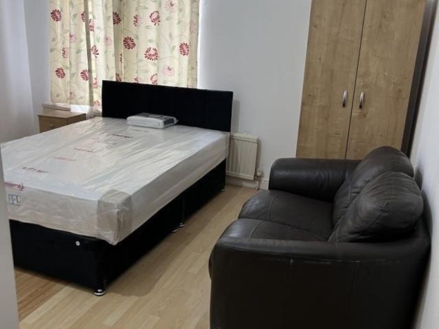 Room at Dirkhill Road, Bradford