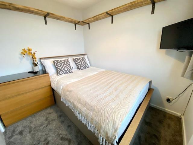 Room at Ditchling Hill, Crawley