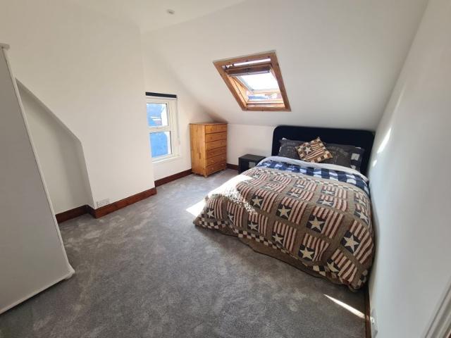 Room at Dock View Road, Barry