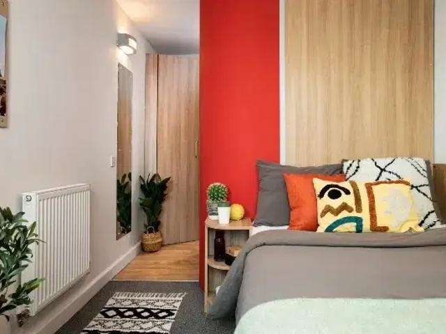 Room at Dodson Street, Greater London