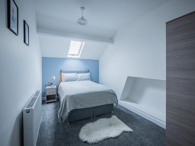 Room at Dodworth Road, Barnsley