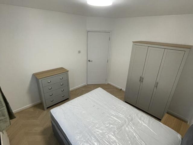 Room at Dongola Road, Greater London