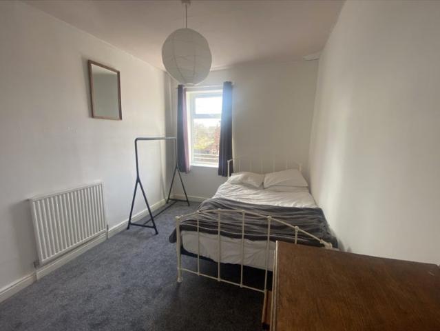 Room at Dorset Road, Manchester