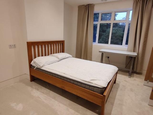Room at Dorset Road, Greater London