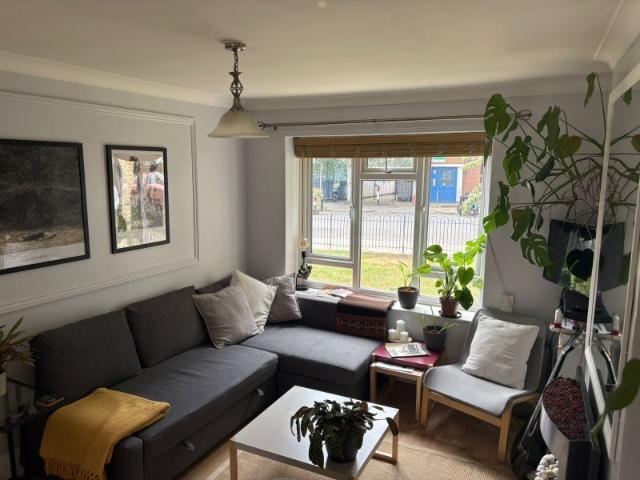 Room at Downham Road, Greater London