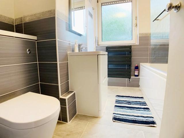 Room at Downham Road, Greater London