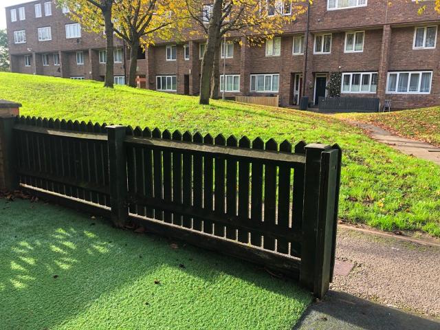 Room at Dowdeswell Close, Greater London