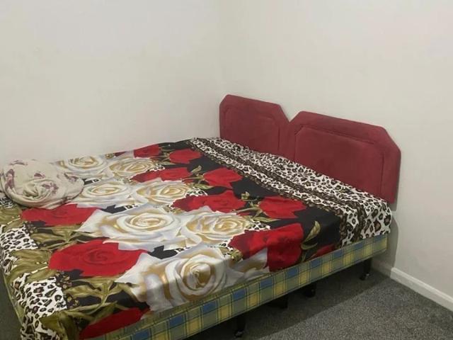 Room at Douglas Road, Birmingham
