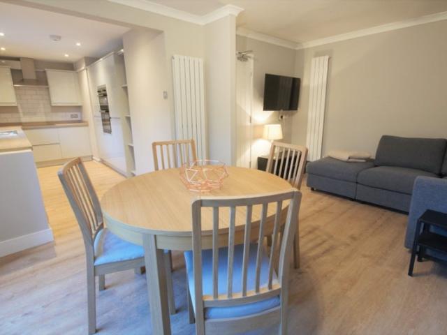 Room at Dovedale Crescent, Crawley