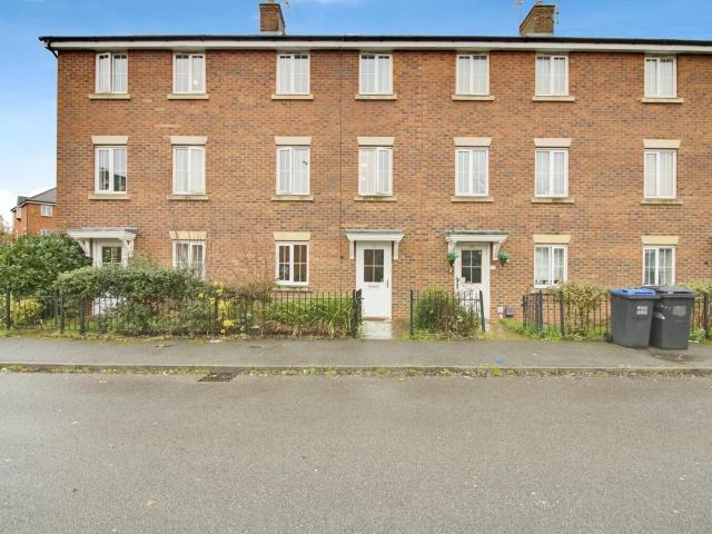 Room at Dragon Road, Welwyn Hatfield
