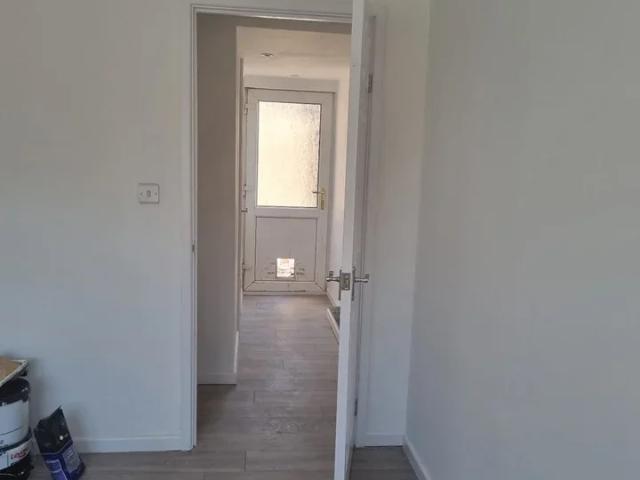 Room at Drake Road, Bloxwich
