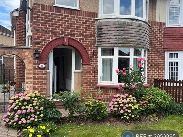Room at Draycott Avenue, Taunton