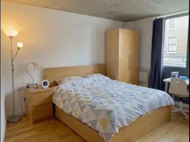 Room at Drummond Street, Greater London